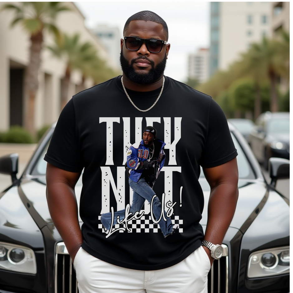 ELEVATE YOUR T-SHIRTS WITH ACCESSORIES JEWELRY FEDORAS PURSES ETC – Che ...